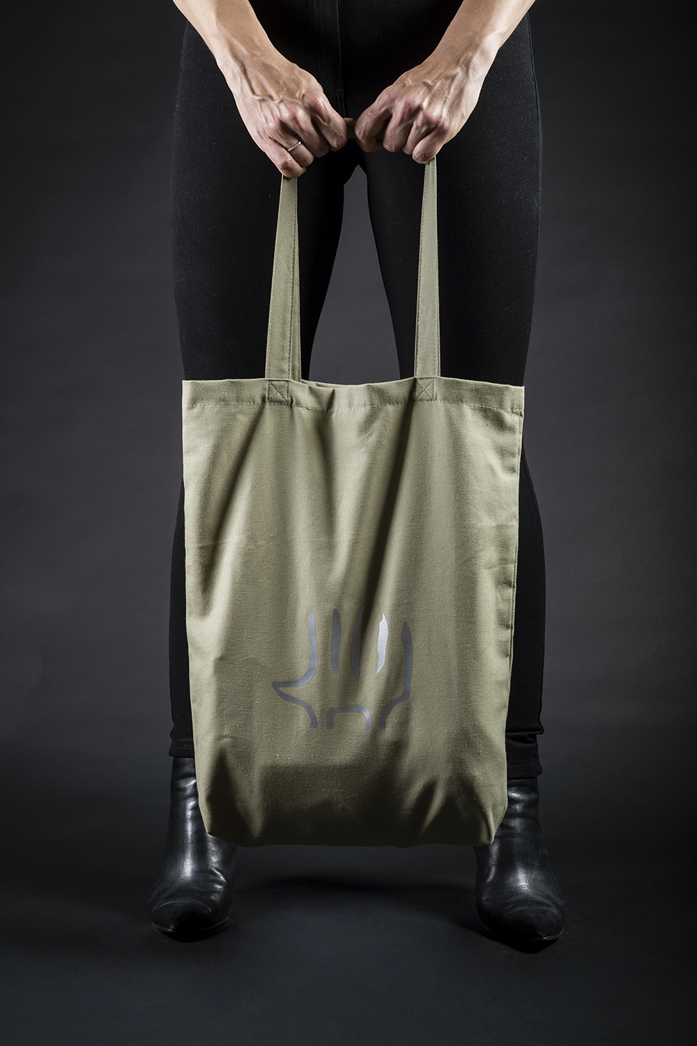 See the Siil large – Darkroomcat